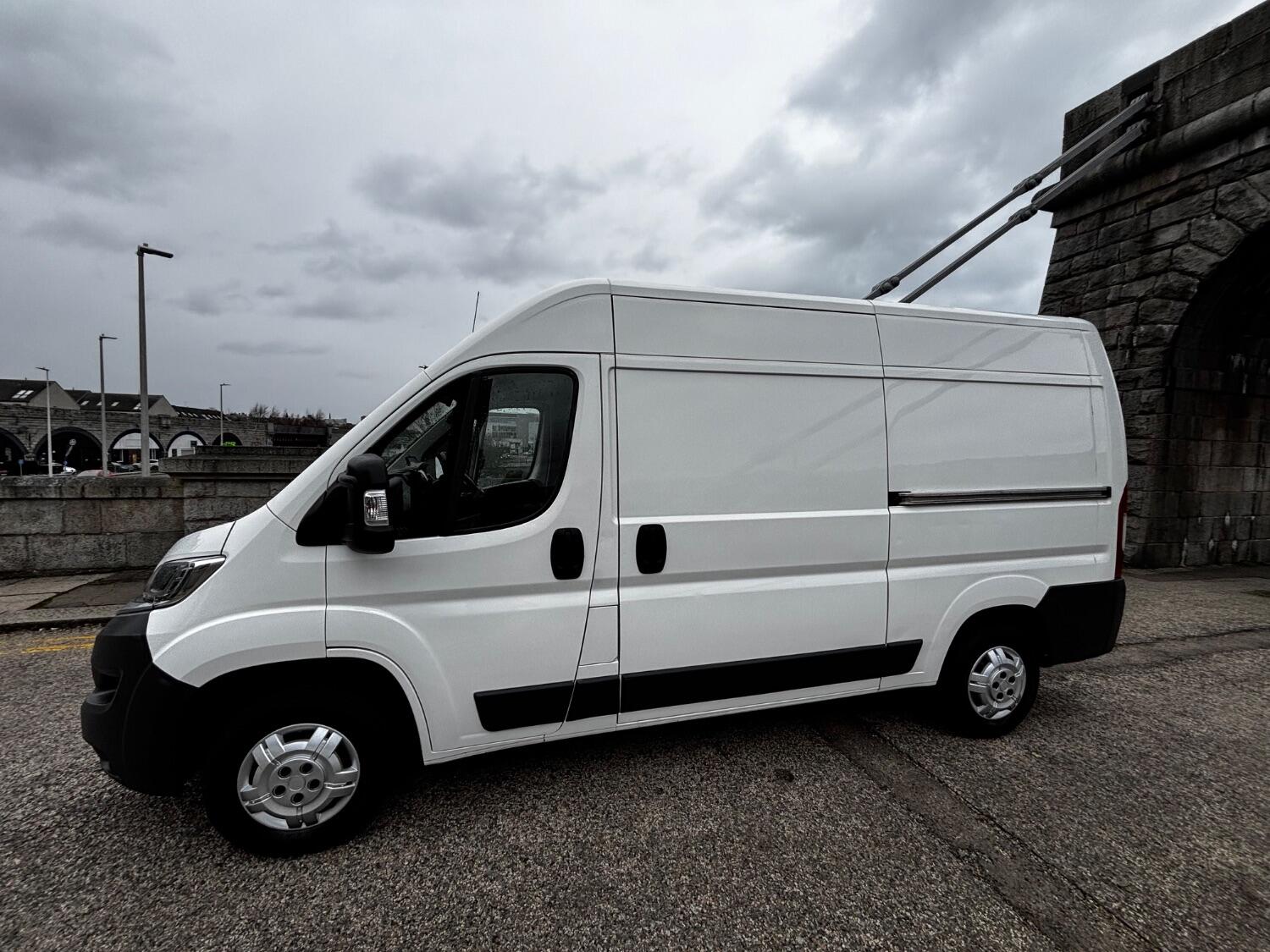 SOLD - Used CITROEN RELAY 2016 White in Aberdeen, Scotland | Vans4u ...