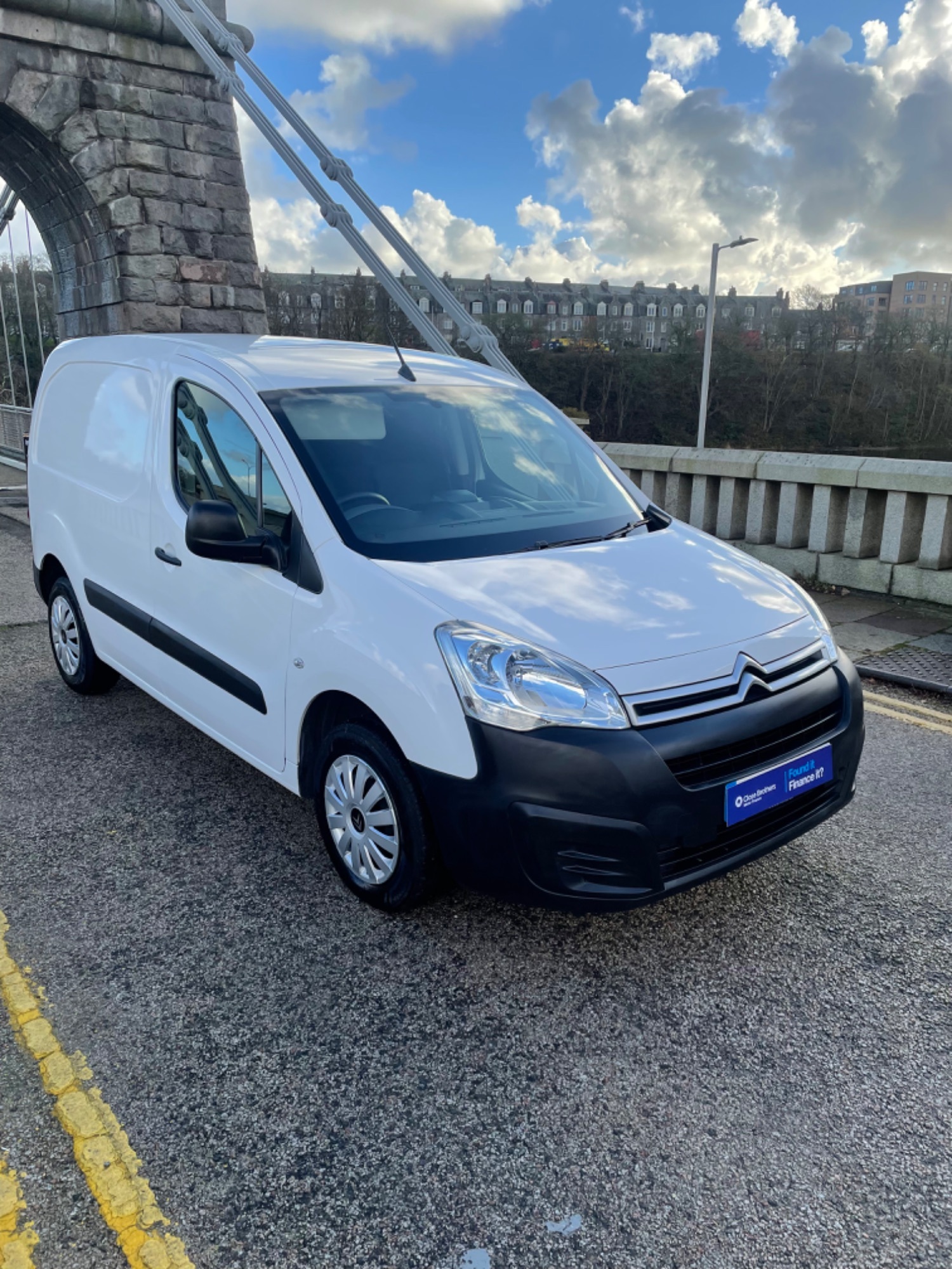 Used CITROEN BERLINGO 2018 White in Aberdeen, Scotland | Vans4u ...